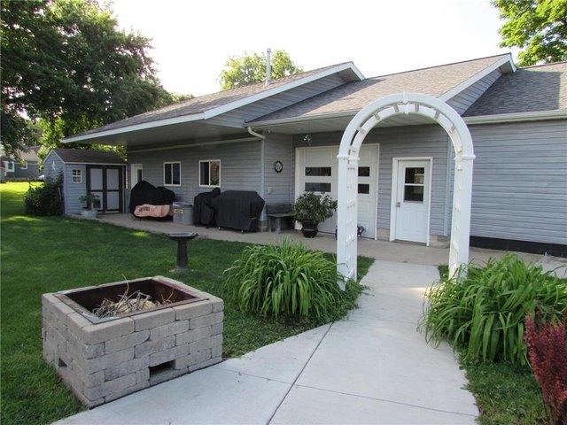 200 Kenzie St, Sherburn, MN 56171