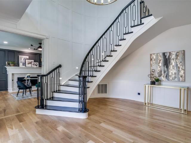 200 Krohn Court
