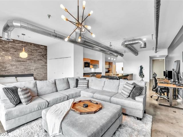 200 Hoover Avenue 807