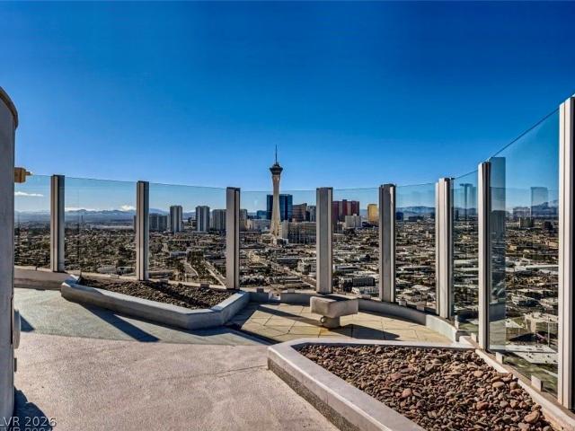 200 Hoover Avenue 1111