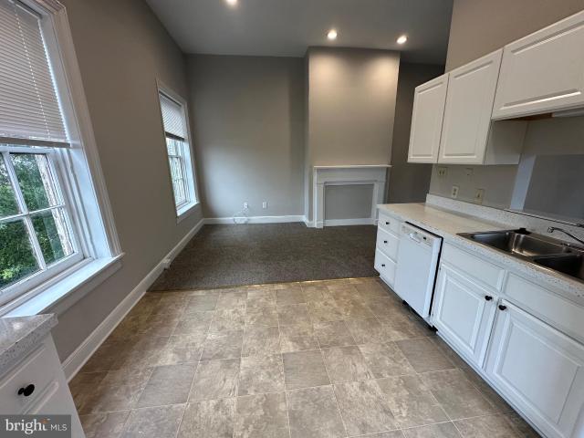 200 Hanover St, Unit 3A, Fredericksburg, VA 22401 | MLS #VAFB2010