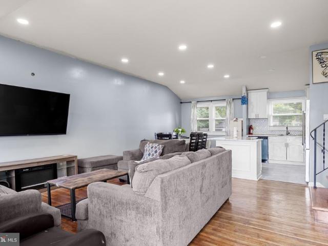 200 Hendrickson
