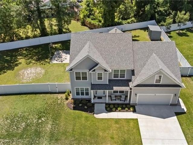 200 Heron Bay Ln, Chesapeake, VA 23323