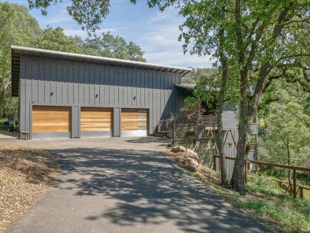 200 Hidden Creek Dr, Auburn, CA 95603 | MLS #226041 | Compass