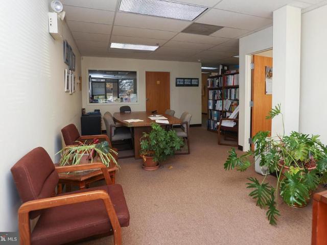 200 Highpoint Drive # 214