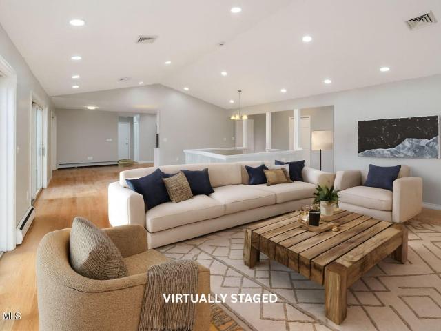 200 Hinrichsen Heights Road