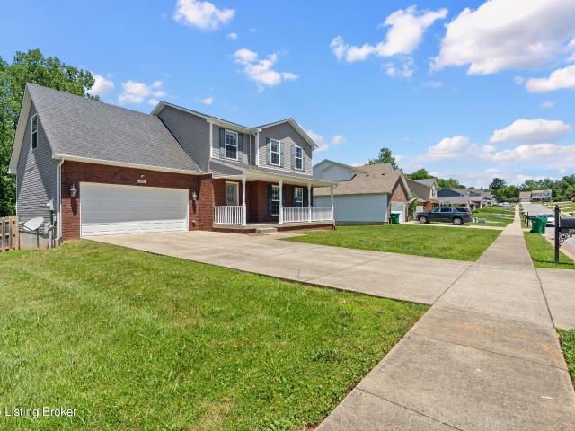 200 Huckaberry St