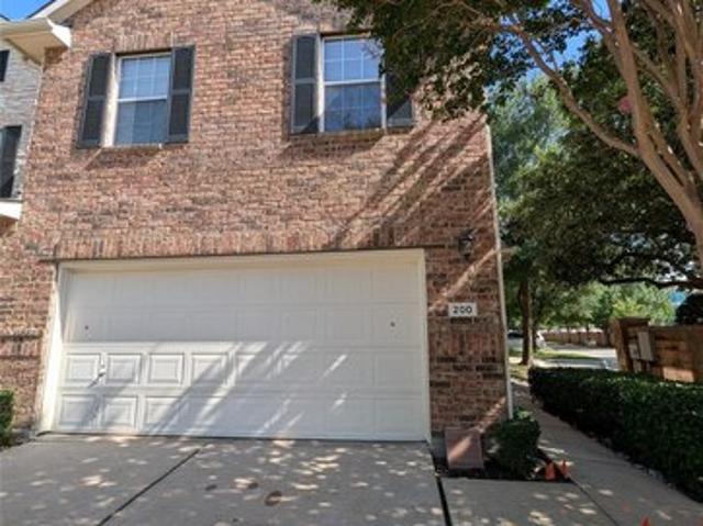 200 Inverness Dr, Lewisville, TX 75067