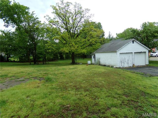 200 Old State Rd, Ellisville, MO 63021 | MLS #26024 | Compass