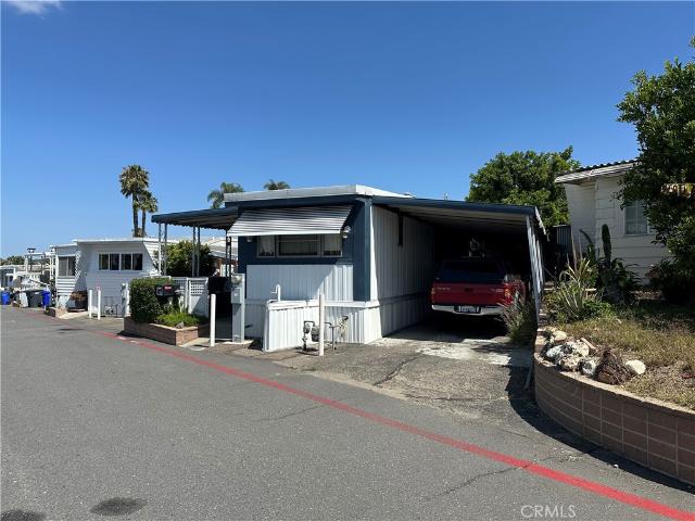 200 Olive Ave Vista, CA 92083 | MLS #SW26085 | Compass