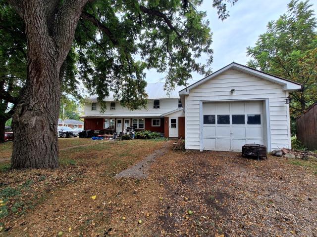 200 Oregon St, Troy Grove, IL 61372 | Compass
