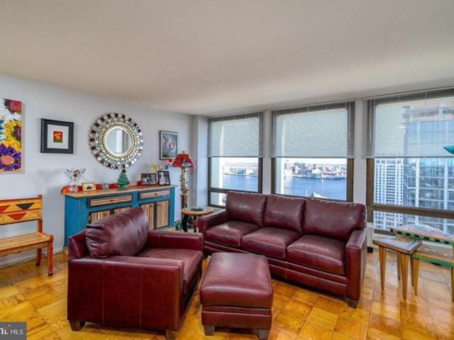 200 Locust St Unit 23FN, Philadelphia, PA 19106
