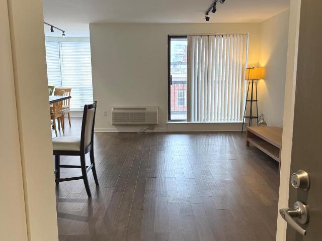 200 Lombard St, Unit 625, Philadelphia, PA 19147 | MLS #PAPH2571 | Compass