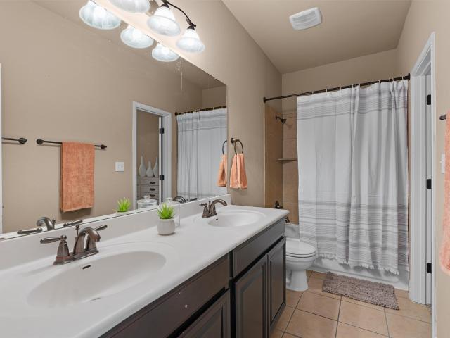 200 Lake Livingston Dr, Georgetown, TX 78628 | MLS #5210