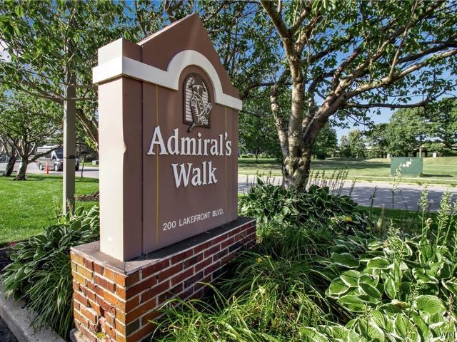 200 Lakefront Circle # 303