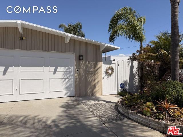 200 Larsson St, Manhattan Beach, CA