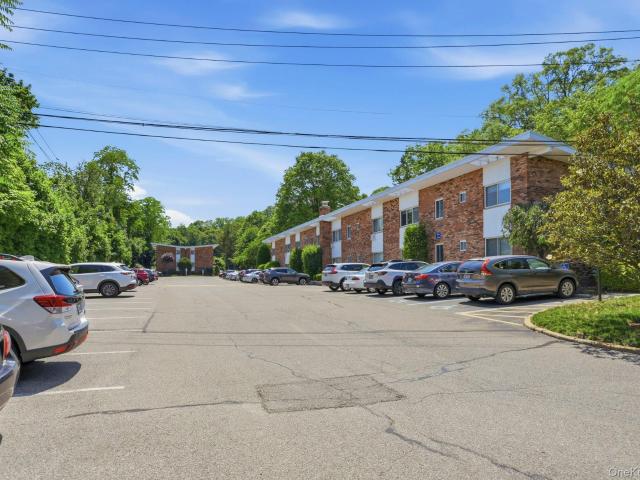 200 Lexington Avenue 8B