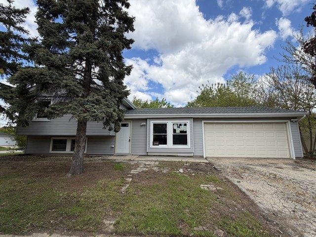 200 Lee Ln, Bolingbrook, IL 60440