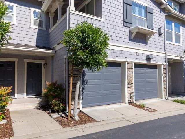 200 Live Oak Way 203