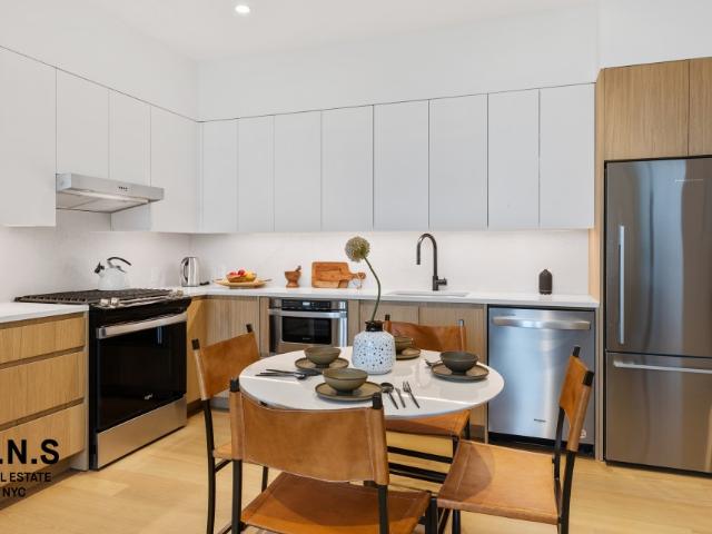 200 Montague Street 16 E