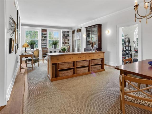 200 Montgomery Ferry Drive NE 19