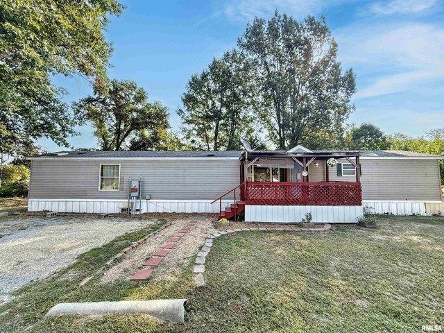 200 Madison St, Carterville, IL 62918