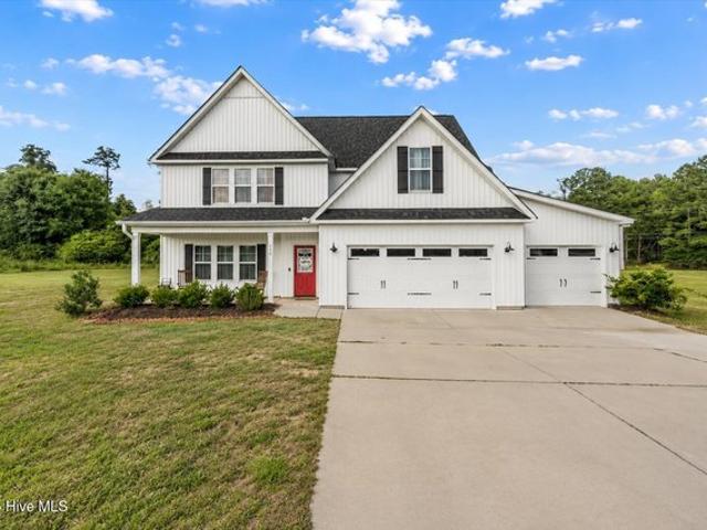 200 Majestic Ct, Cameron, NC 28326