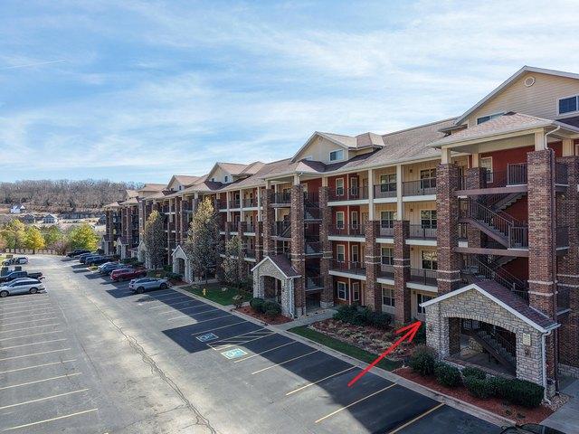 200 Majestic Dr Apt 111, Branson, MO 65616