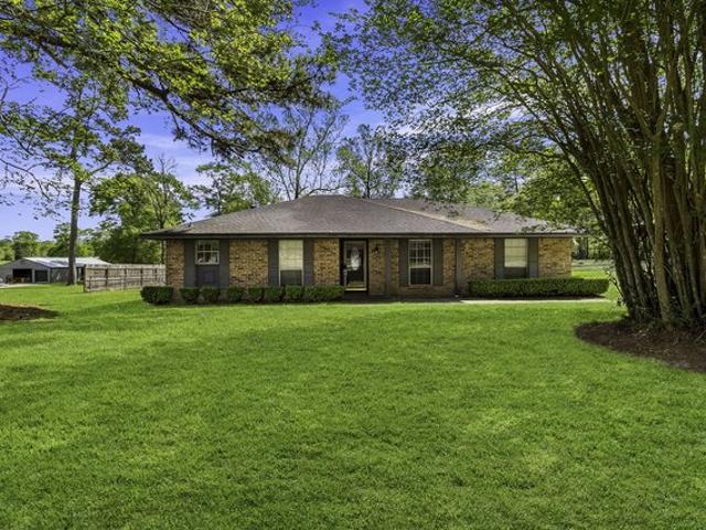 200 Manuel Rd, Shepherd, TX 77371