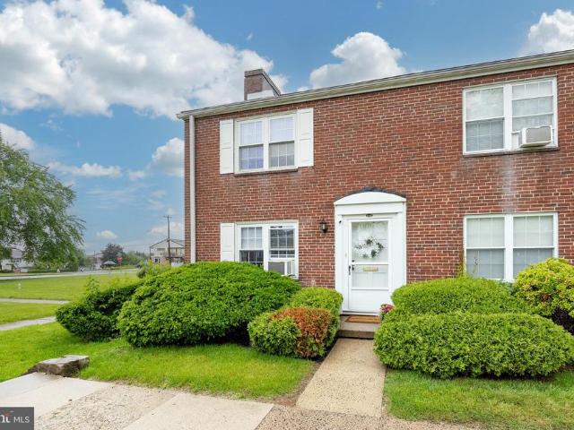 200 Maplewood Drive # CONDO 20