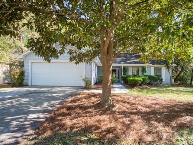 200 McIntosh Dr, Saint Marys, GA 31558