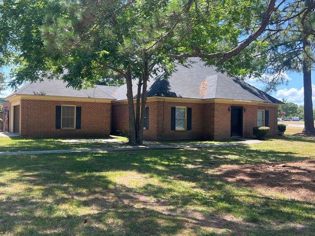 200 Merrywood Dr, Statesboro, GA 30458