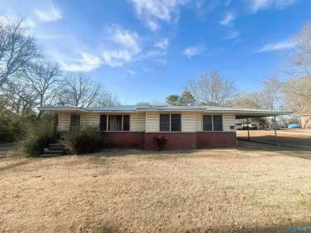 200 N 6TH ST, EAST GADSDEN, AL 35903 Single Family Residence F.