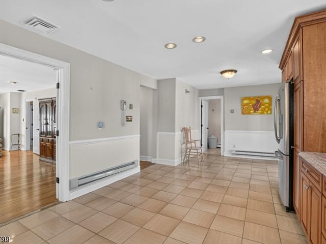 200 N 18Th St # 2
