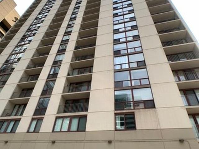200 N Dearborn St Unit 1002, Chicago, IL 60601