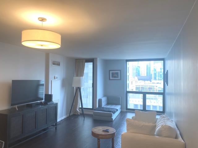 200 N Dearborn Street # 3605