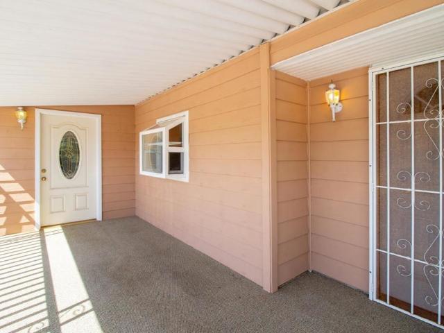 200 N El Camino Real SPC 181