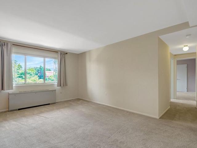 200 N Maple Ave Apt 503, Falls Church, VA 22046