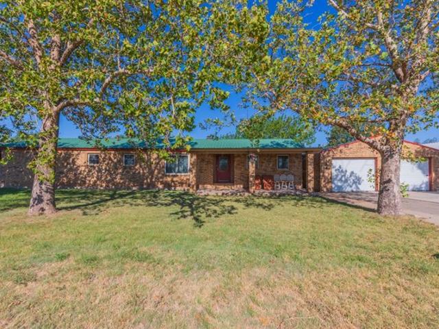 200 N Snider St, Spearman, TX 79081