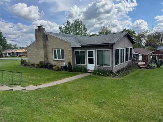 200 North Dr