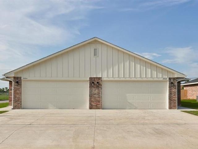 200 NW 122nd St Unit A, Oklahoma City, OK 73114