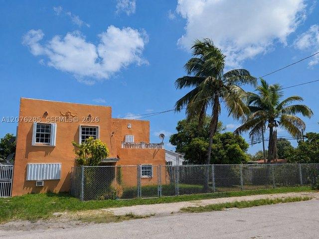 200 NW 34th Ave, Miami, FL 33125