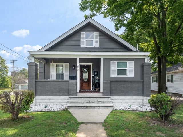 200 S 8th Street