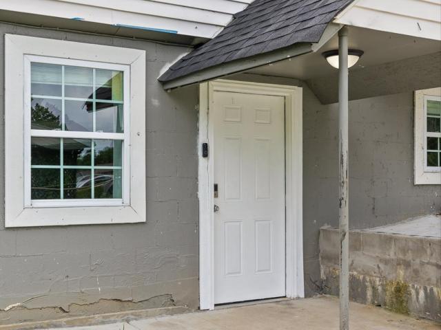 200 S Aster Avenue