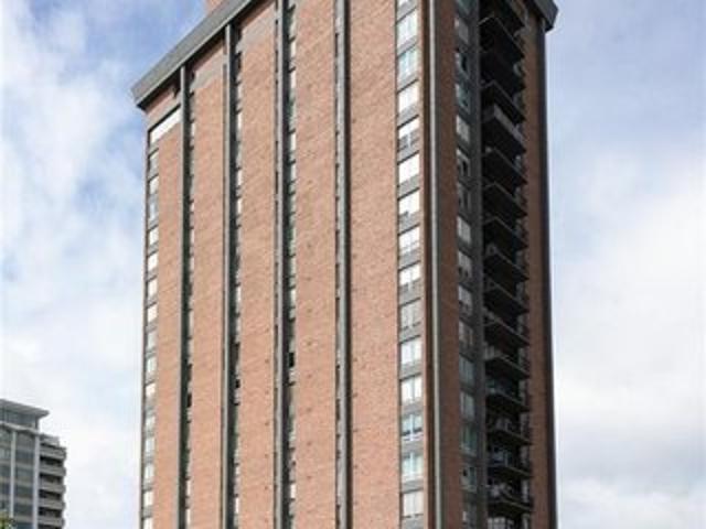 200 S Brentwood Blvd Unit 13A, Clayton, MO 63105
