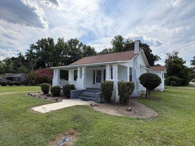 200 S Calhoun St, Bishopville, SC 29010