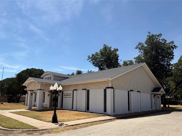 200 S Cedar Street