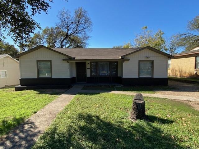 200 S Roberts Cut Off Rd, Fort Worth, TX 76114 | MLS #21105
