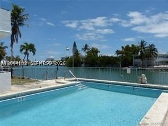 200 S Shore Dr Apt 7, Miami Beach, FL 33141