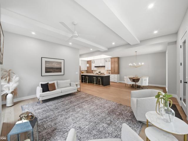200 S Shore Drive